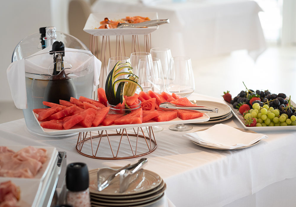 Buffet breakfast with sea view - Unico Hotel Caorle